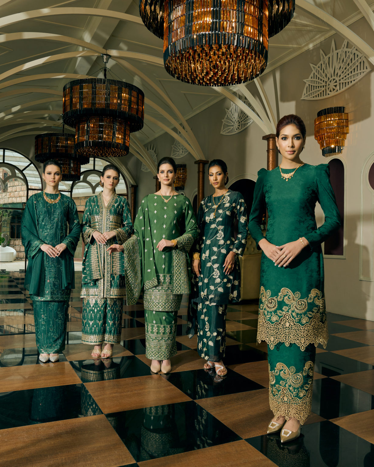 Raya 2025: Senarai Koleksi Baju Raya Untuk Wanita - ELLE Malaysia