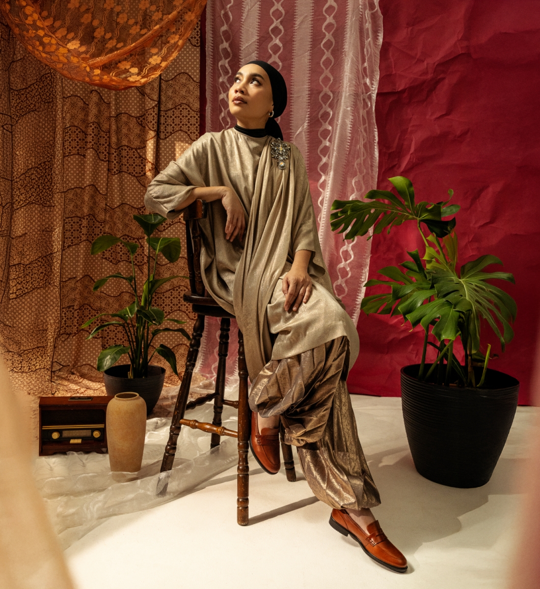 Langkahan Identiti Yuna Dan ECCO Bersempena Hari Malaysia - ELLE Malaysia